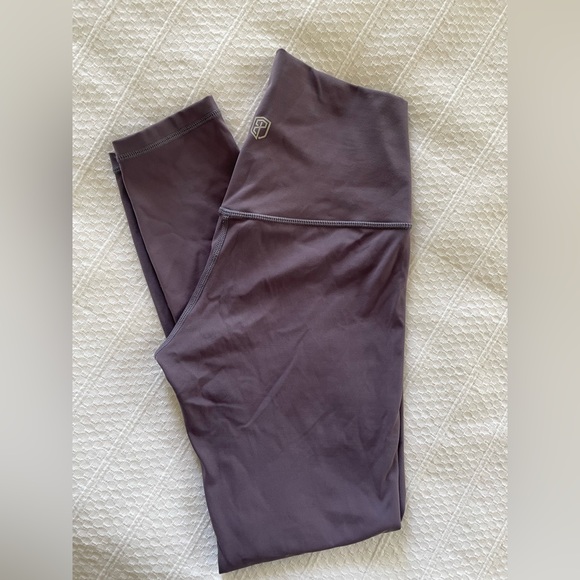 Born Primitive | Pants & Jumpsuits | Born Primitive Leggings | Poshmark